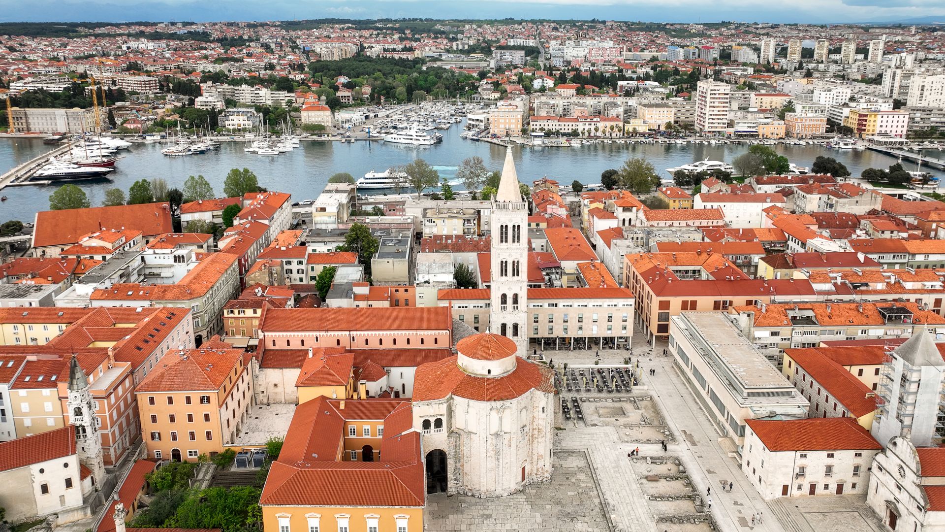 Map Of Zadar: Old Town Map, General Map & Ferry Map - Croatia Wise